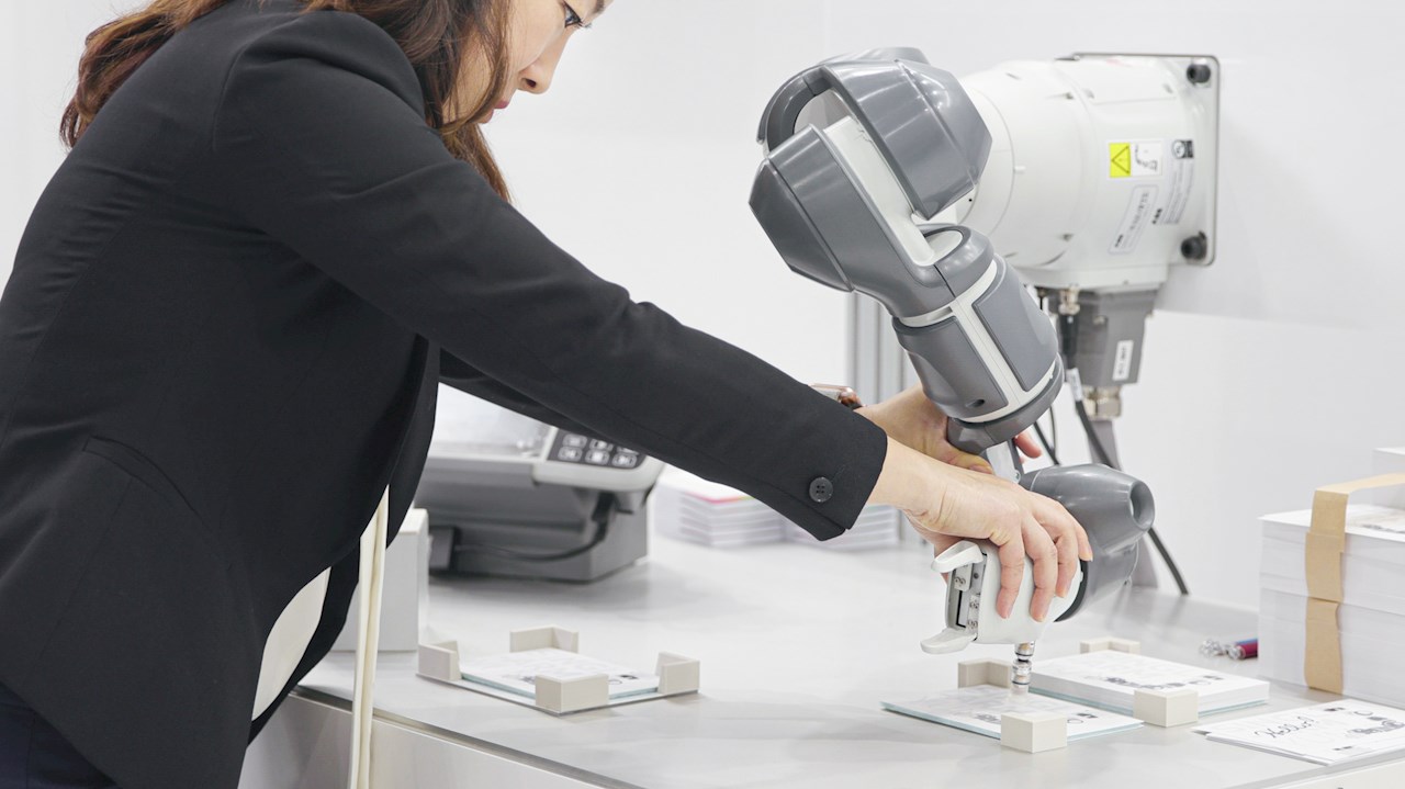 ABB torna a programação de robôs mais intuitiva com o software Wizard ...