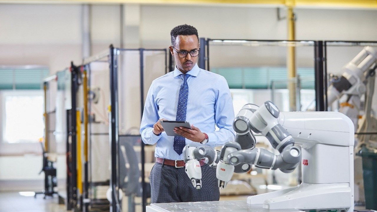 ABB’s fundamental new portfolio approach for the robotics-enabled ...