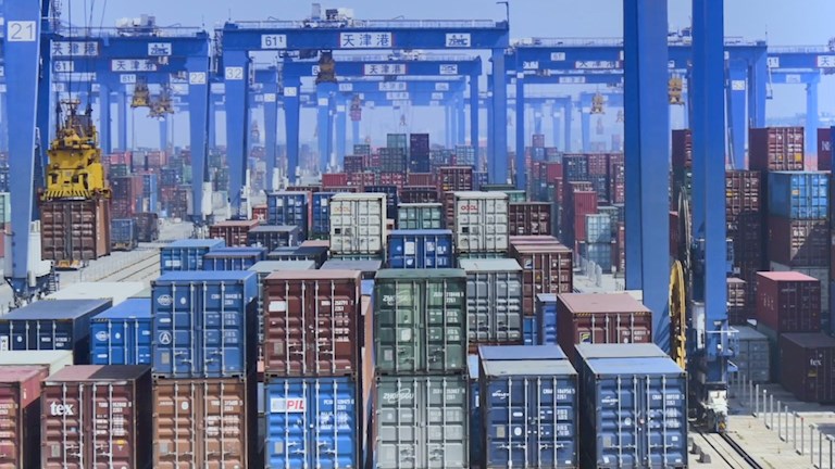 ABB Ports at your service: supporting operations on land and at sea ...