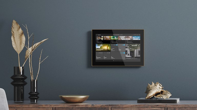 El nuevo panel de control SmartTouch® 10” de ABB gana cuatro ...