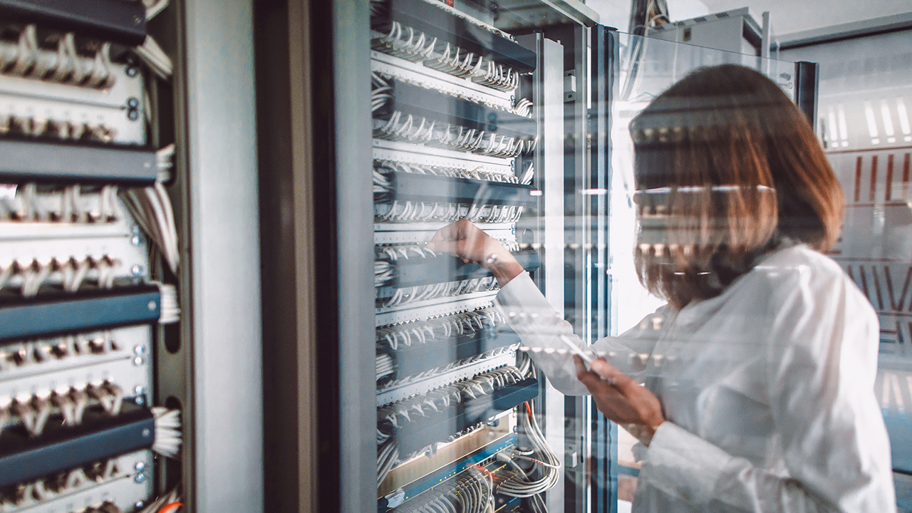 Data center ­energy efficiency | ABB