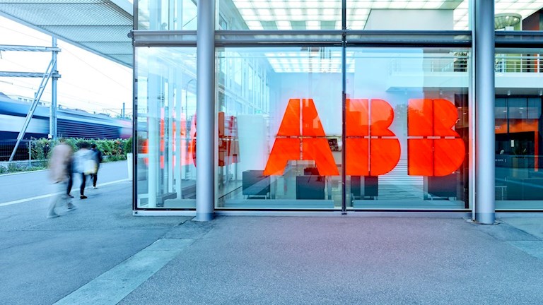 Andrew Gregory joins ABB as division CFO | News center