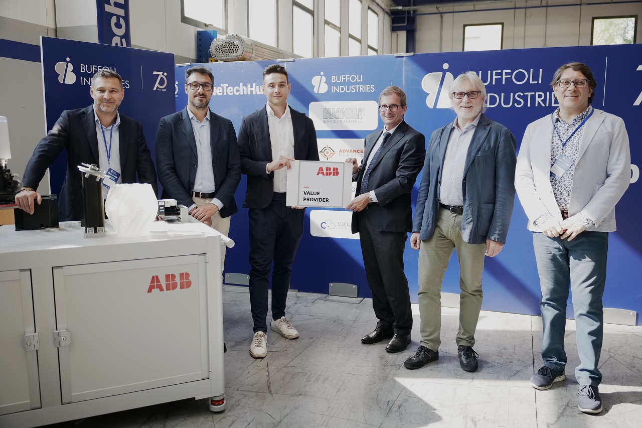 La consegna della targa ABB Value Provider a Buffoli Transfer e Advanced Robotics | News center