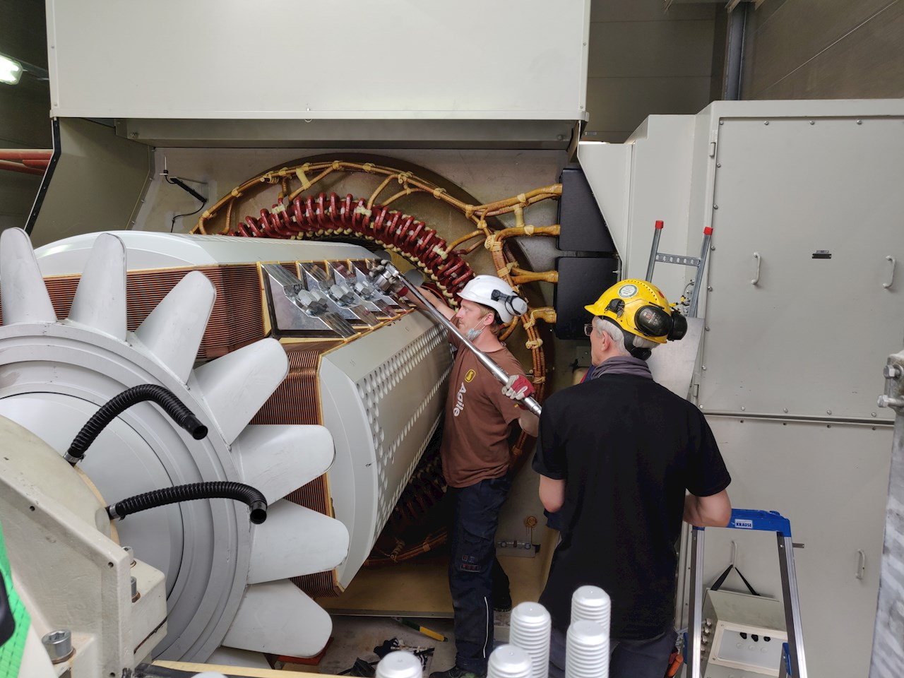 Stipresni kartu. Kuriant pasitikėjimą su „Achema“ | ABB