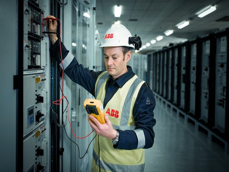 Solução ABB para assegurar a confiabilidade e disponibilidade das ...