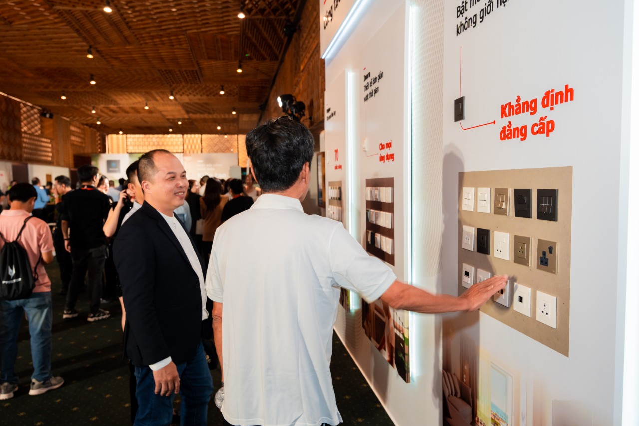 ABB ra mắt các dòng sản phẩm công tắc và ổ cắm điện thế hệ mới, mang ...