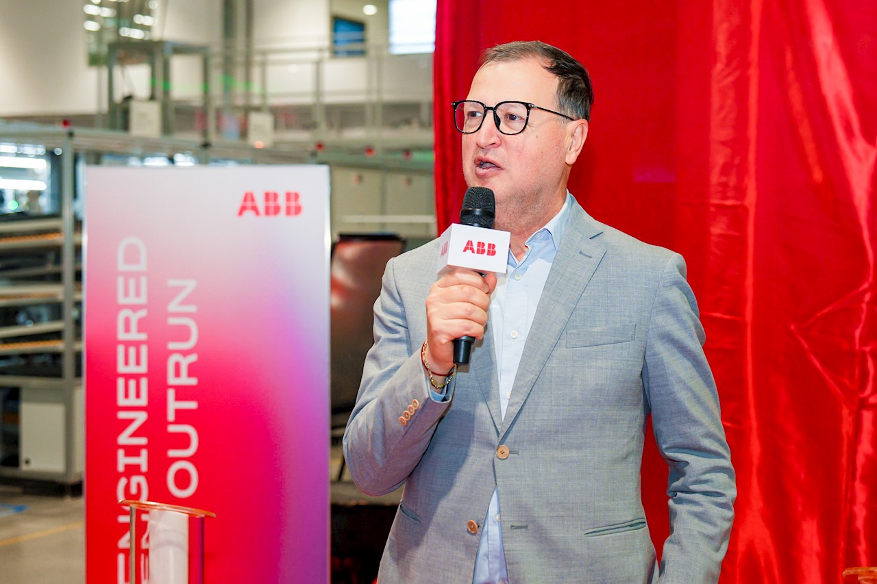 树立智能制造新标杆，厦门ABB低压Tmax XT6智能生产线正式投产 | News center